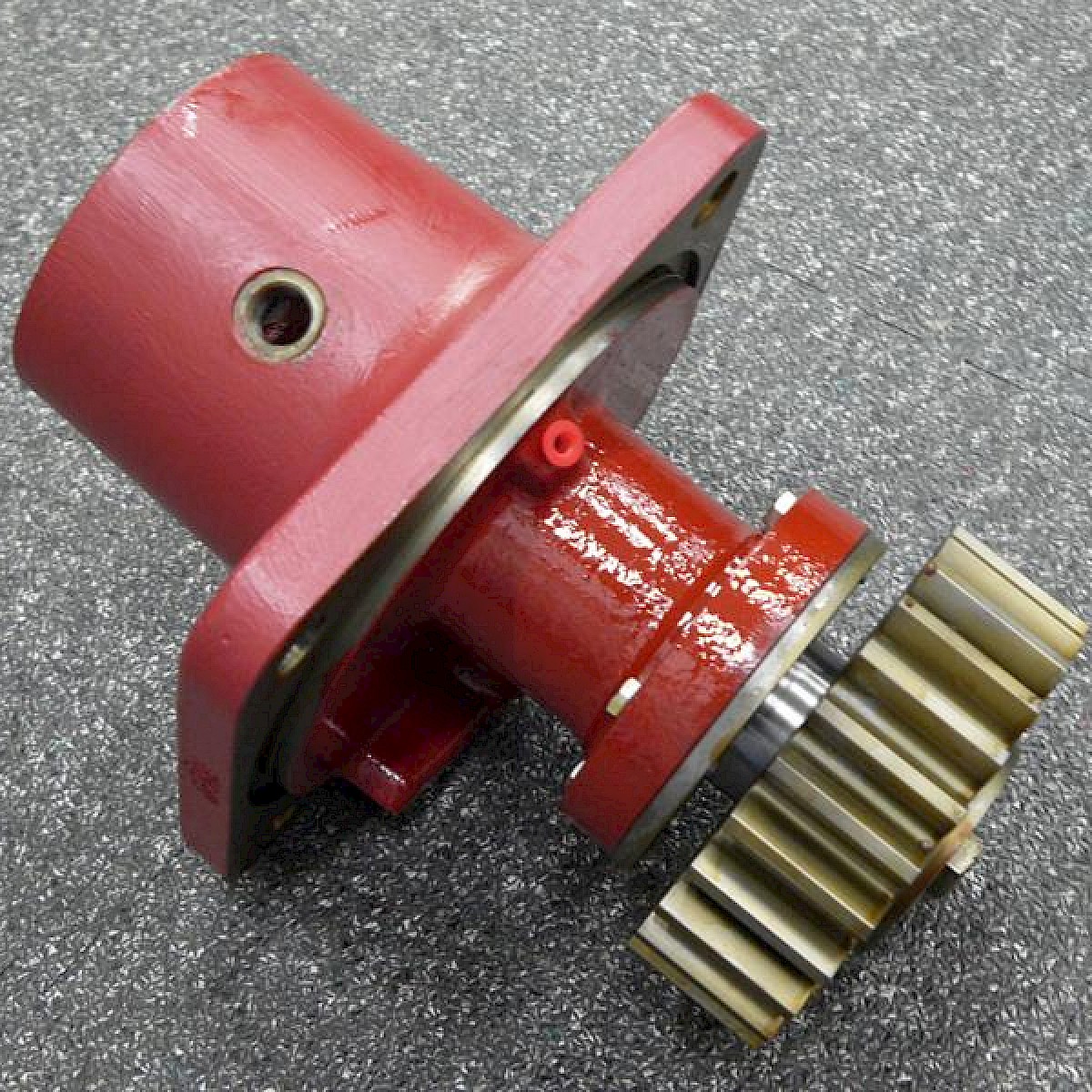 Drive | MaK M25 | MaK | Brands overview | Toes & Zn